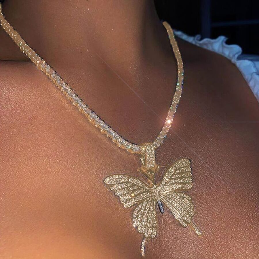 LW Butterfly Decoration Necklace Sale | LovelyWholesale