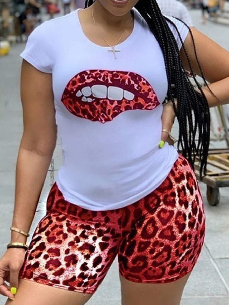 LW Plus Size Leopard Lip Print Shorts Set Sale | LovelyWholesale